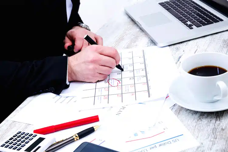 6 Reasons Why Outsourcing Your Web Design Is Best - Remote Staff